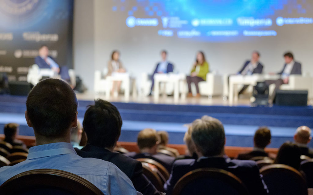 How to Moderate a Panel | PCMA Institute