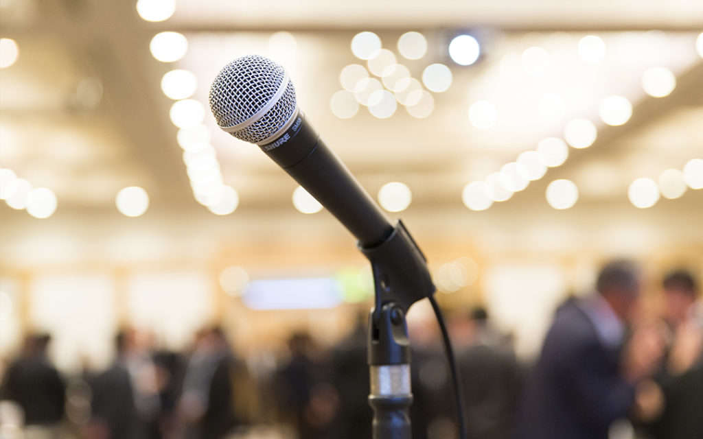 How to Choose the Right Microphone for Your Event | PCMA Institute